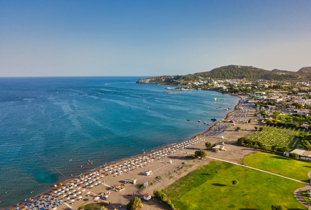 Beach Lovers : The Top 10 Best Beaches in Rhodes Island - JoyofTraveler